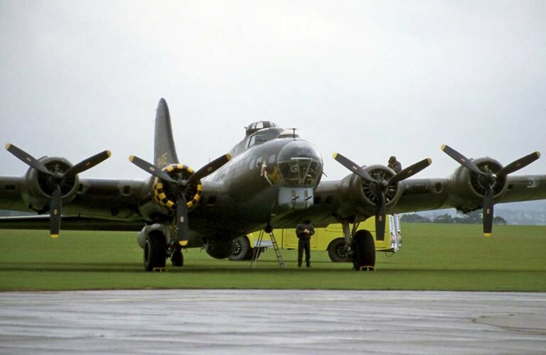 Boeing B-17 Flying Fortress - War Wings Daily