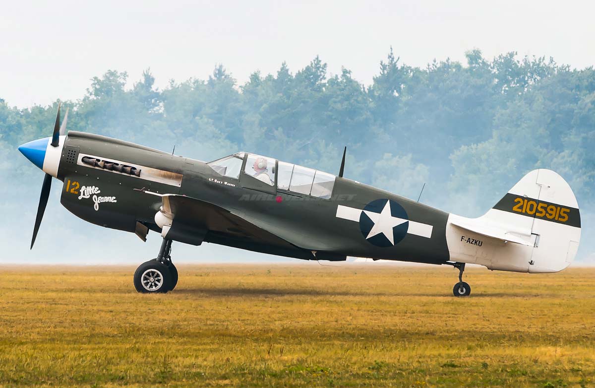 Curtiss P-40 Warhawk - War Wings Daily