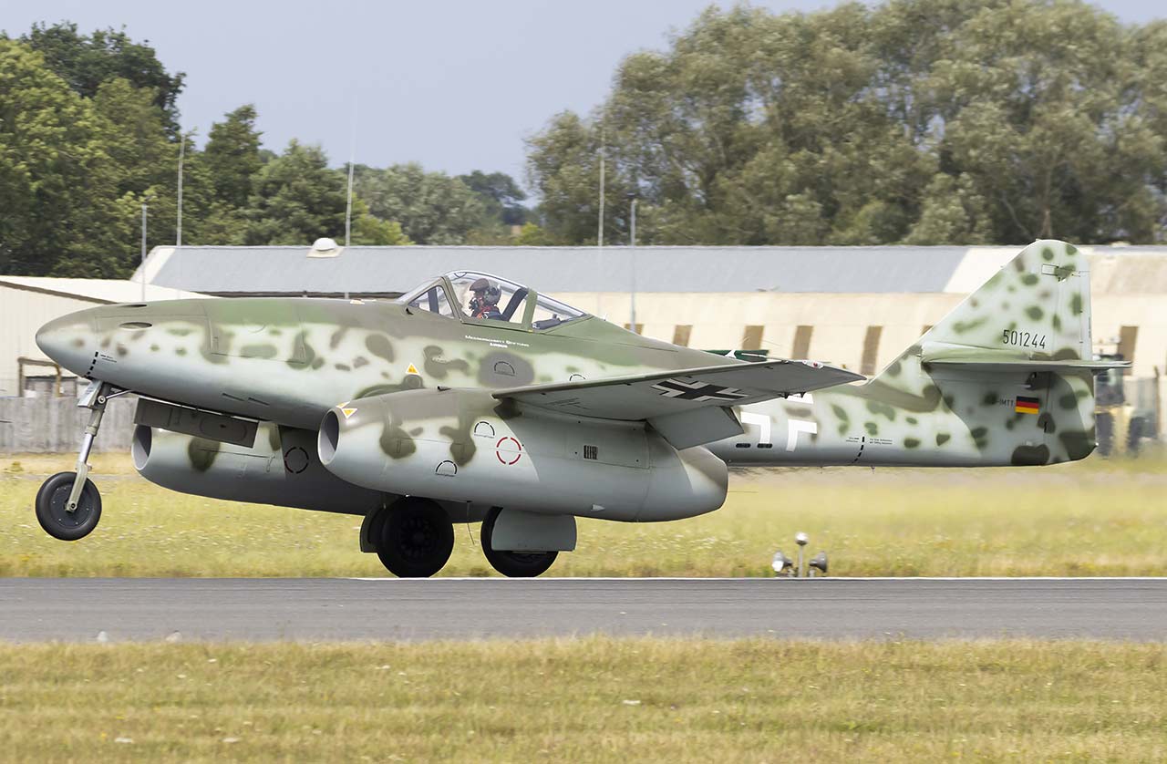 Messerschmitt Me 262 - War Wings Daily