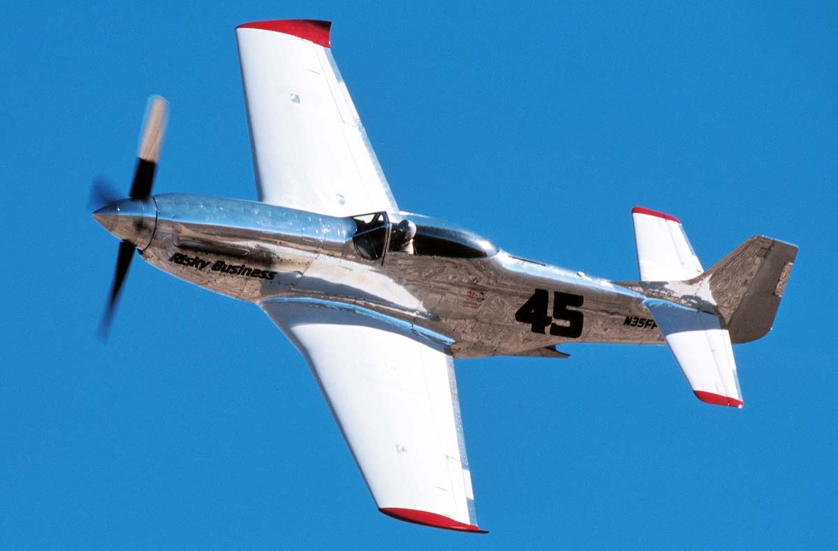 The invention of the fighter plane
