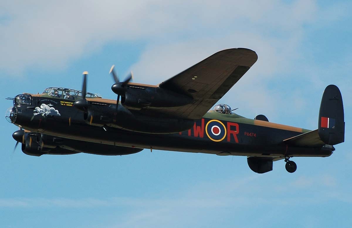 Avro Lancaster Mk.III - War Wings Daily