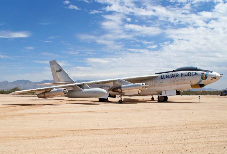 Boeing B-47 Stratojet - War Wings Daily