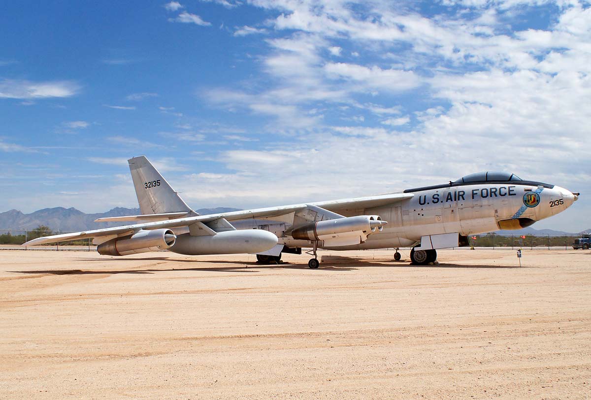 Boeing B-47 Stratojet - War Wings Daily