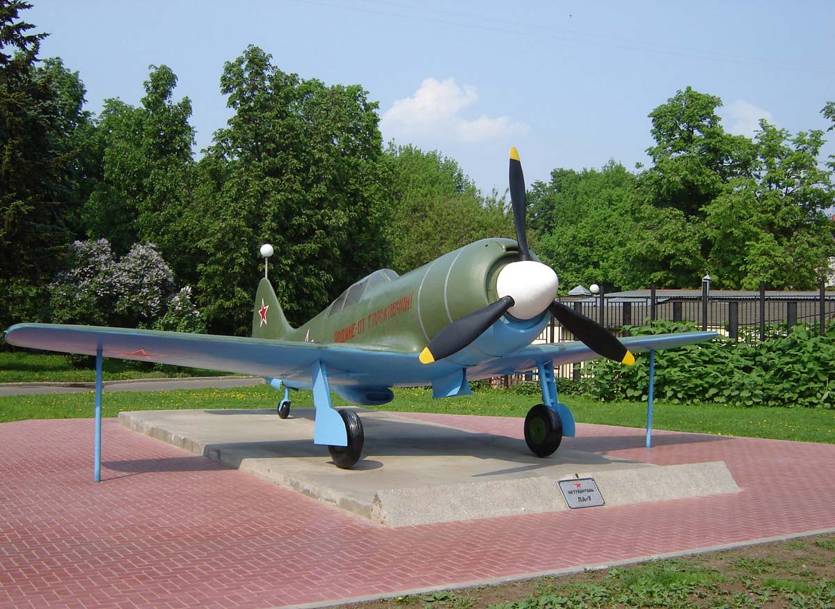 Lavochkin La-7 - War Wings Daily