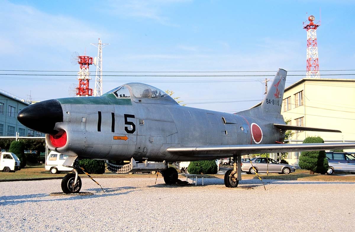 North American F-86D Sabre - War Wings Daily