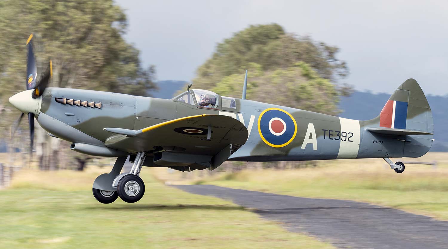 Supermarine Spitfire Mk XVI - War Wings Daily