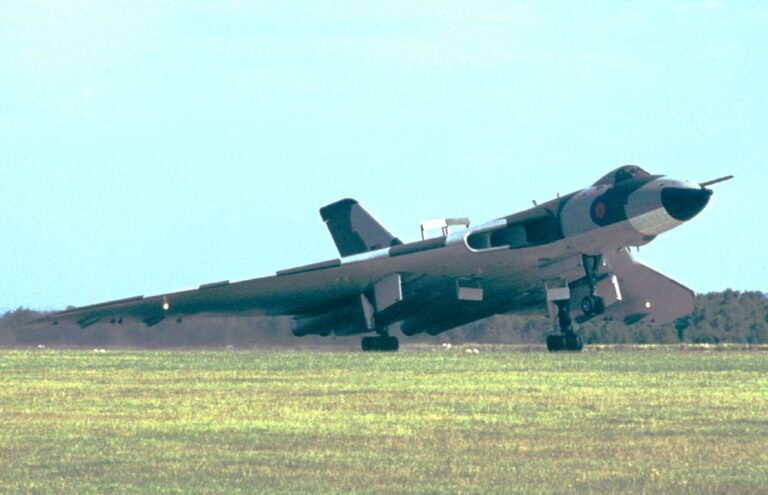 Avro Vulcan - War Wings Daily