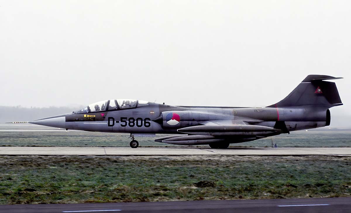 Lockheed F-104 Starfighter - War Wings Daily