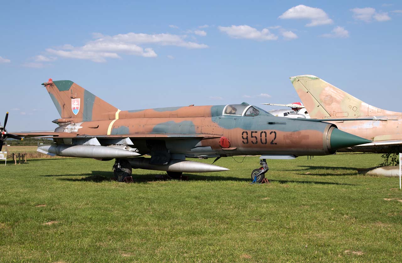 Mikoyan-Gurevich MiG-21 (Fishbed) - War Wings Daily