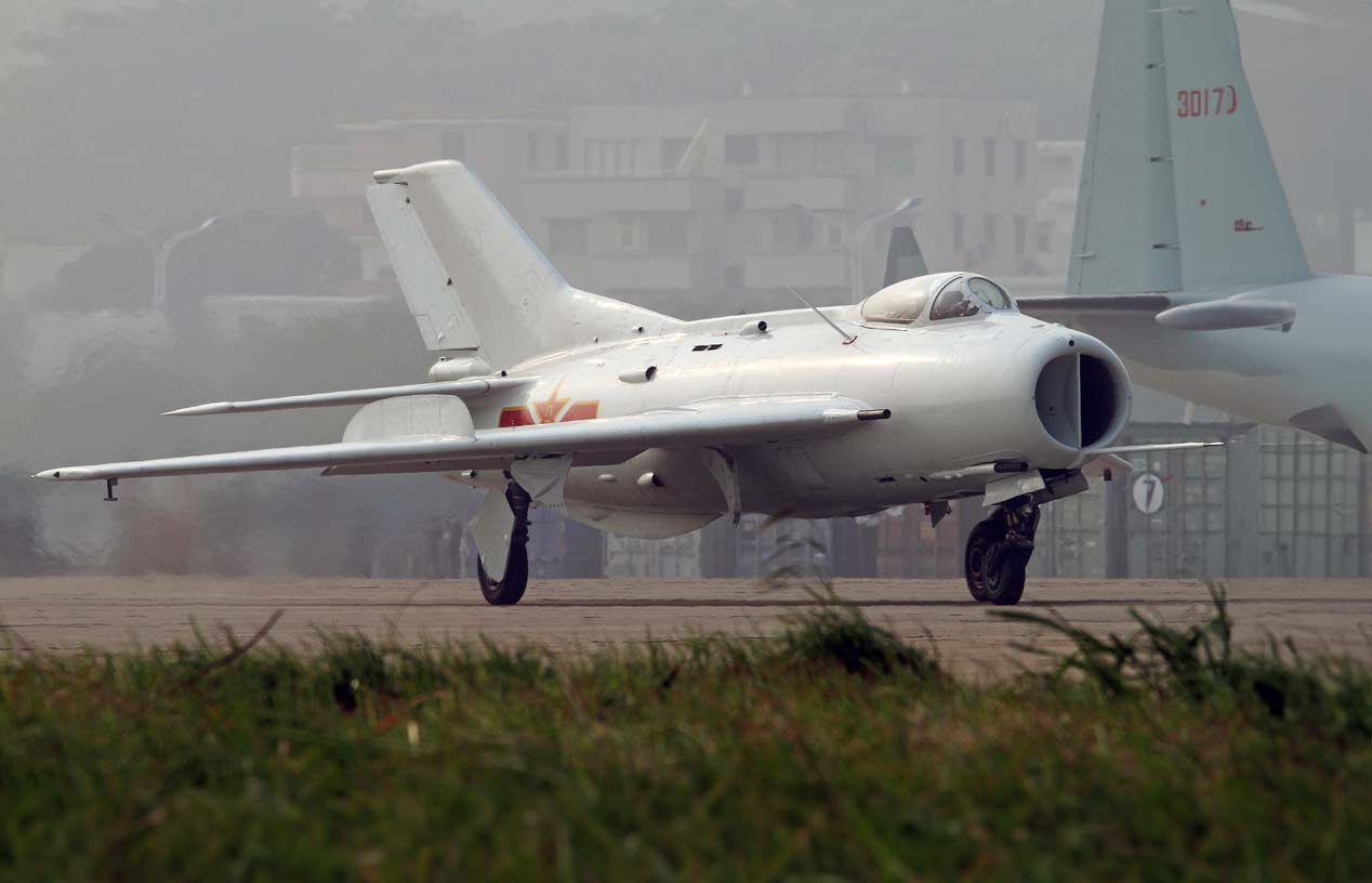 Shenyang (AVIC) J-6/F-6 - War Wings Daily