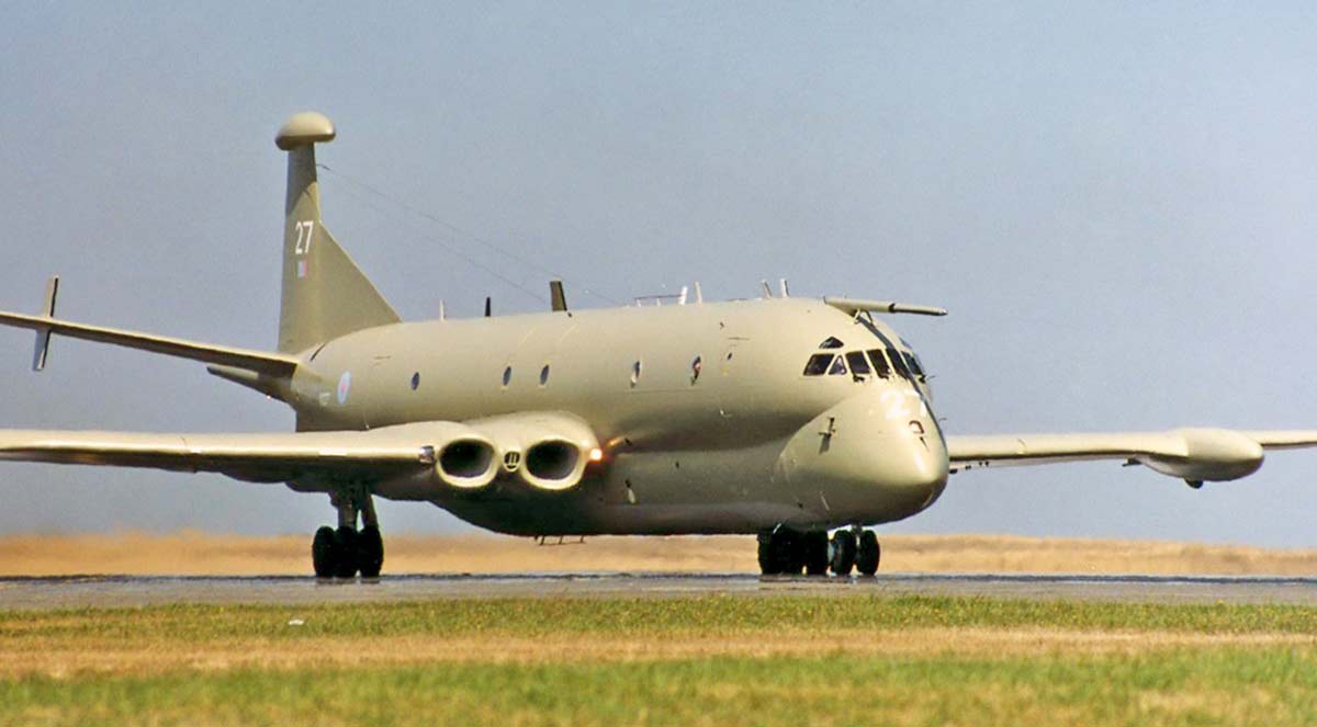 BAe/Hawker Siddeley Nimrod - War Wings Daily