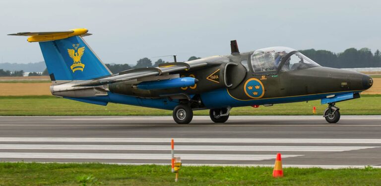 Saab 105 - War Wings Daily