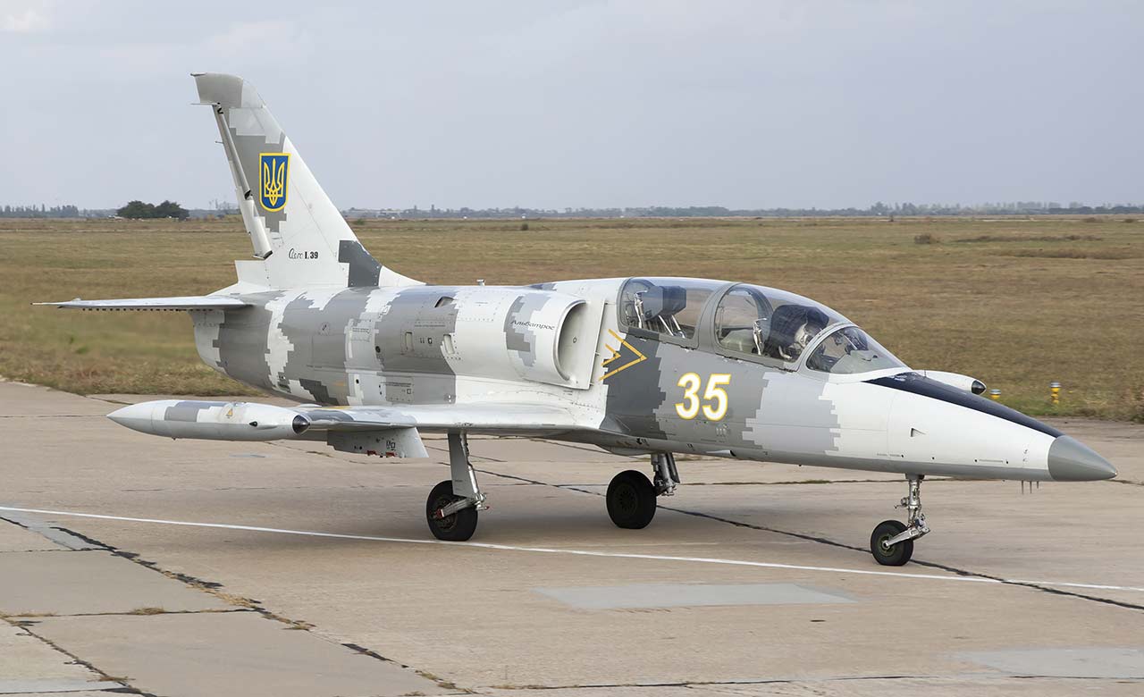 Aero L-39 Albatros - War Wings Daily