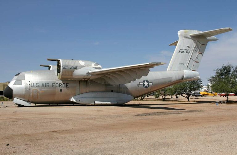 Boeing YC-14 - War Wings Daily