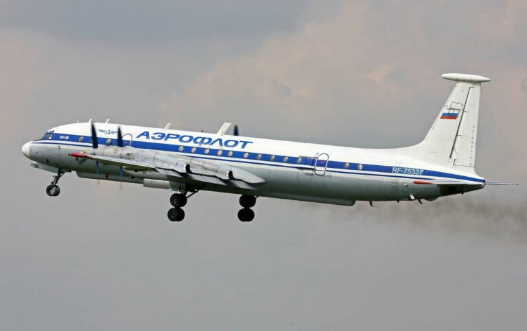 Ilyushin IL-22 (Coot-B) - War Wings Daily