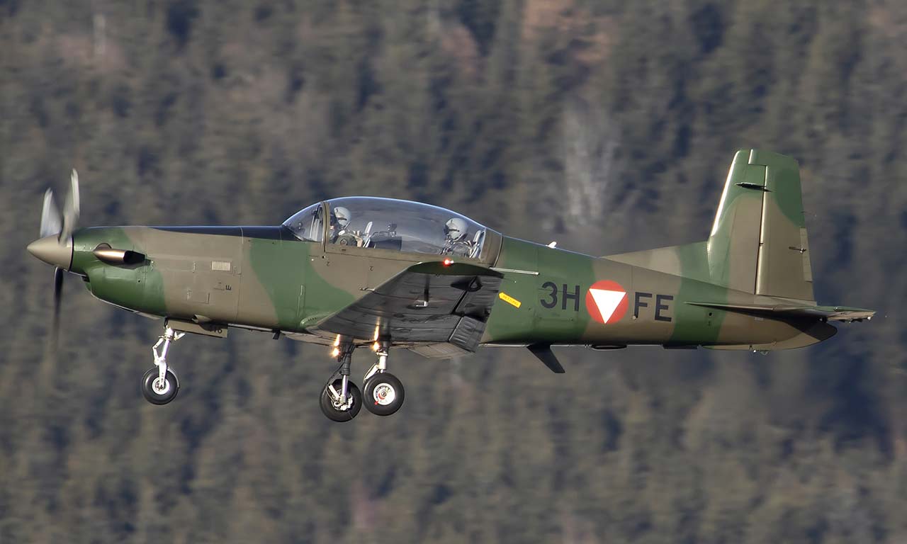 Pilatus PC-7 - War Wings Daily
