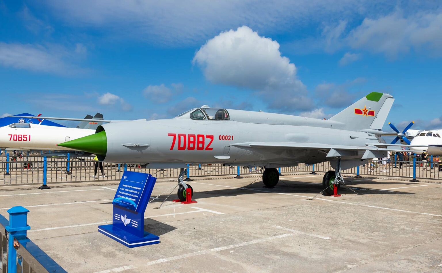 Chengdu (AVIC) J-7 (Fishcan) - War Wings Daily