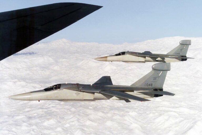 General Dynamics / Grumman EF-111 Raven - War Wings Daily