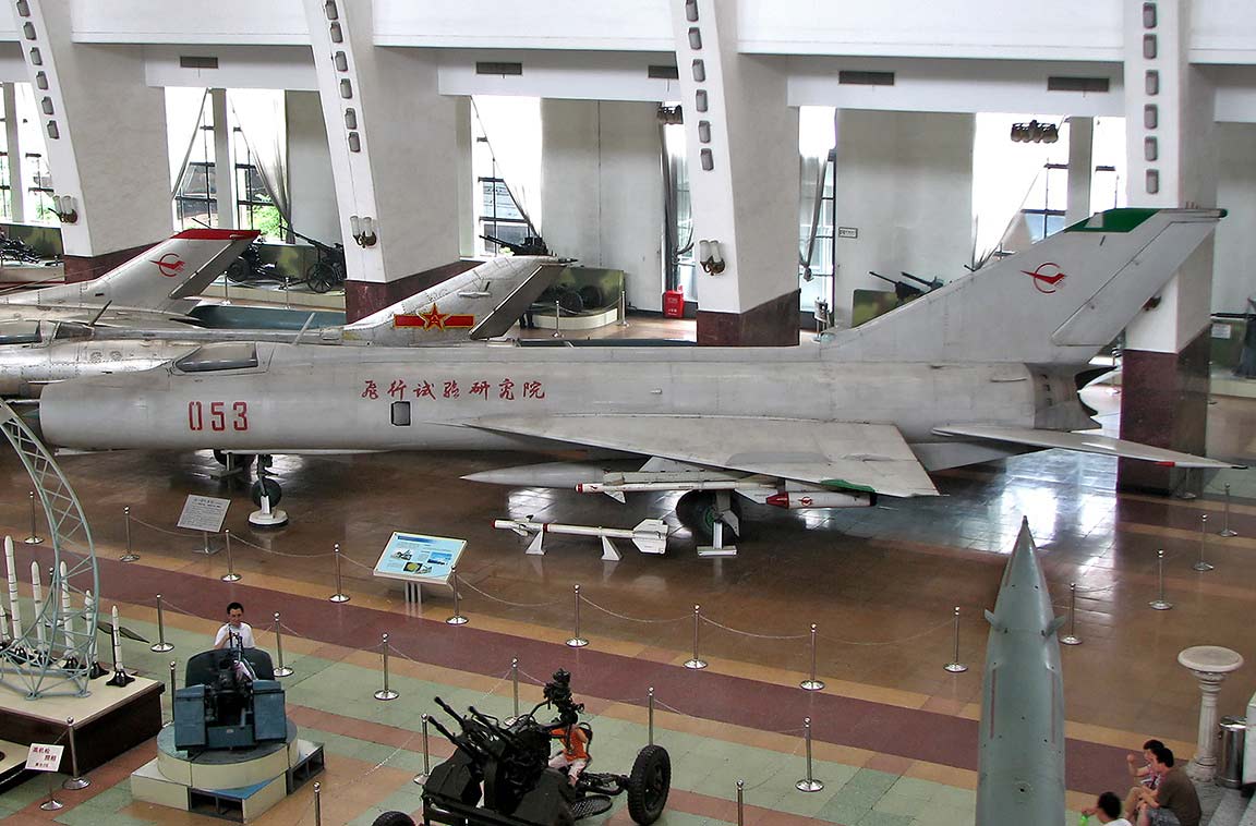 Shenyang (AVIC) J-8 (Finback) - War Wings Daily