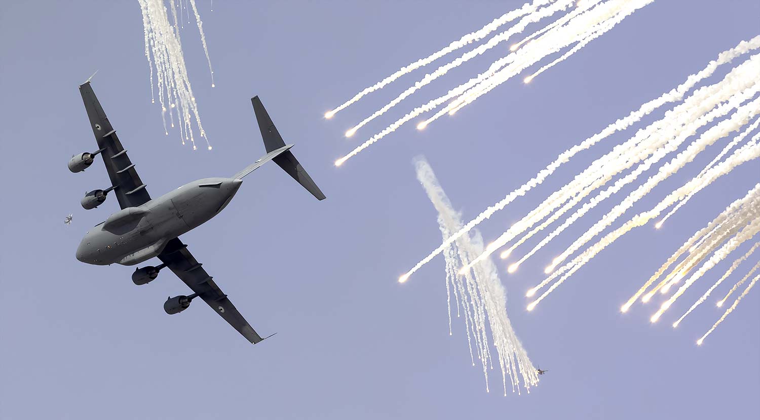 Operation of Fighter Jet Flares