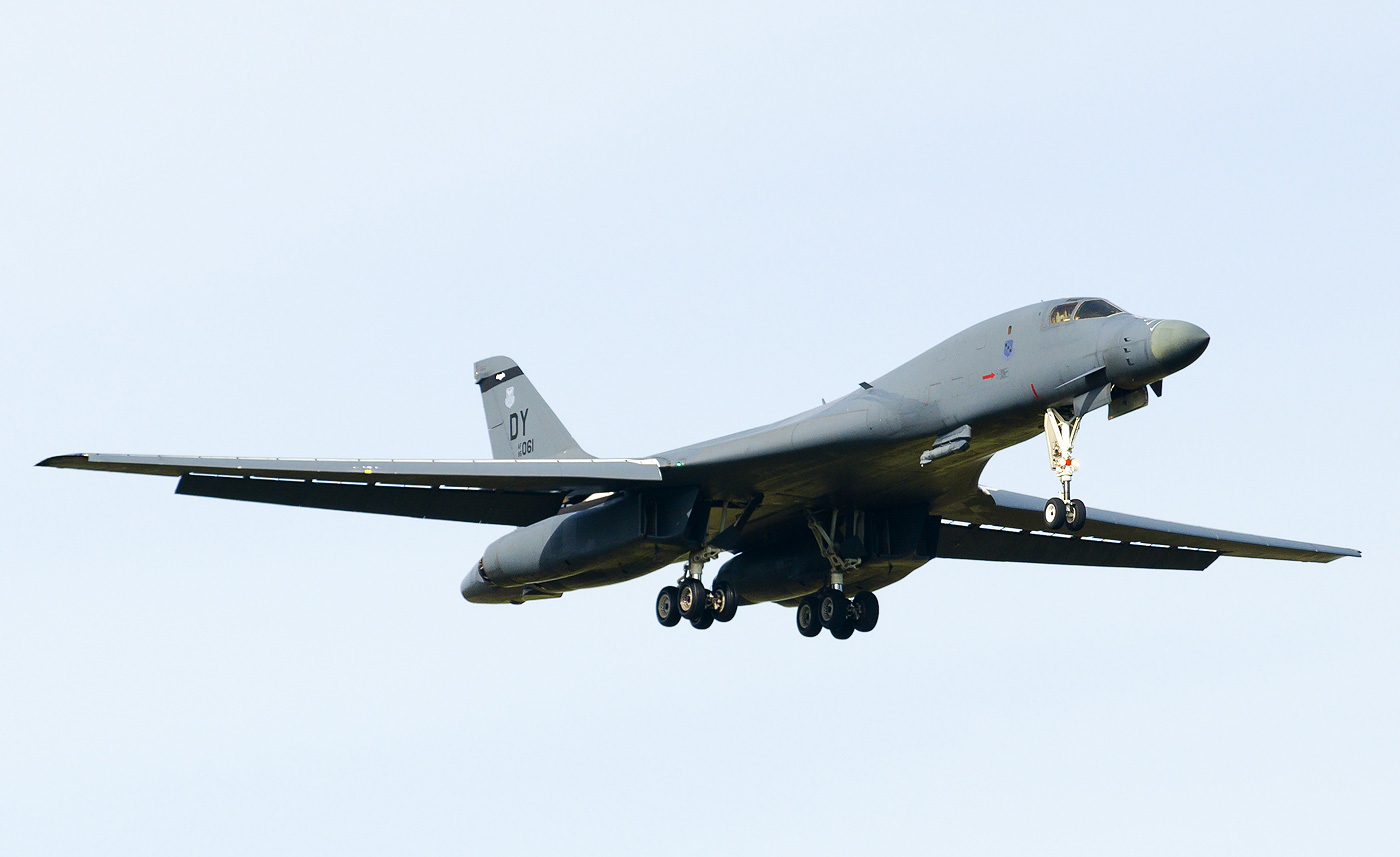 Rockwell B-1 Lancer - War Wings Daily