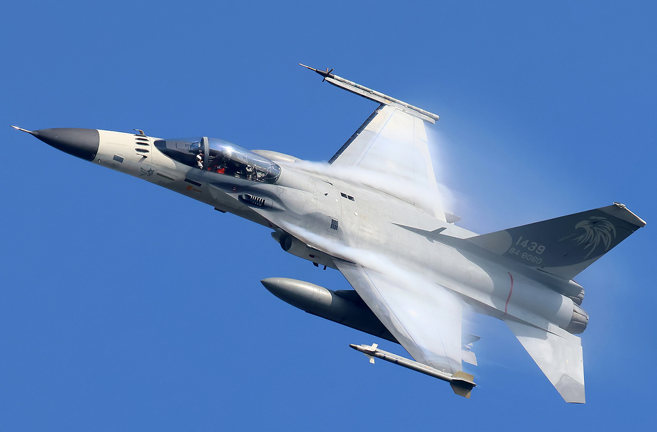 AIDC F-CK-1 Ching-Kuo - War Wings Daily