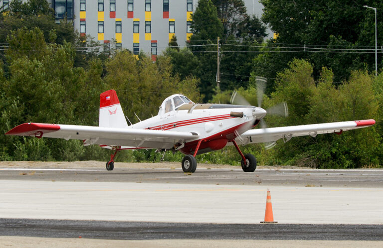 Air Tractor AT-802 - War Wings Daily