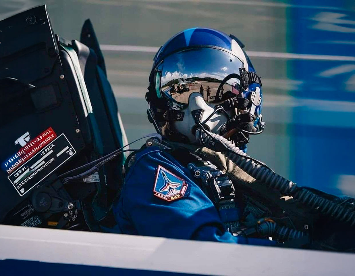 Close Air Combat Training for Fighter Pilots