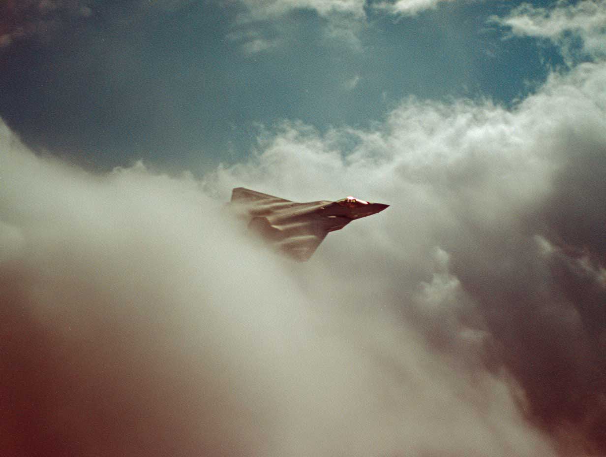 Boeing’s strategic comeback: B-52 and NGAD change the game.